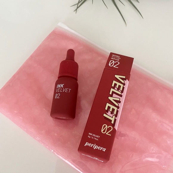 Peri Peri | Makeup | Peri Peri Lip Velvet In 2 Celeb Deep Rose | Poshmark